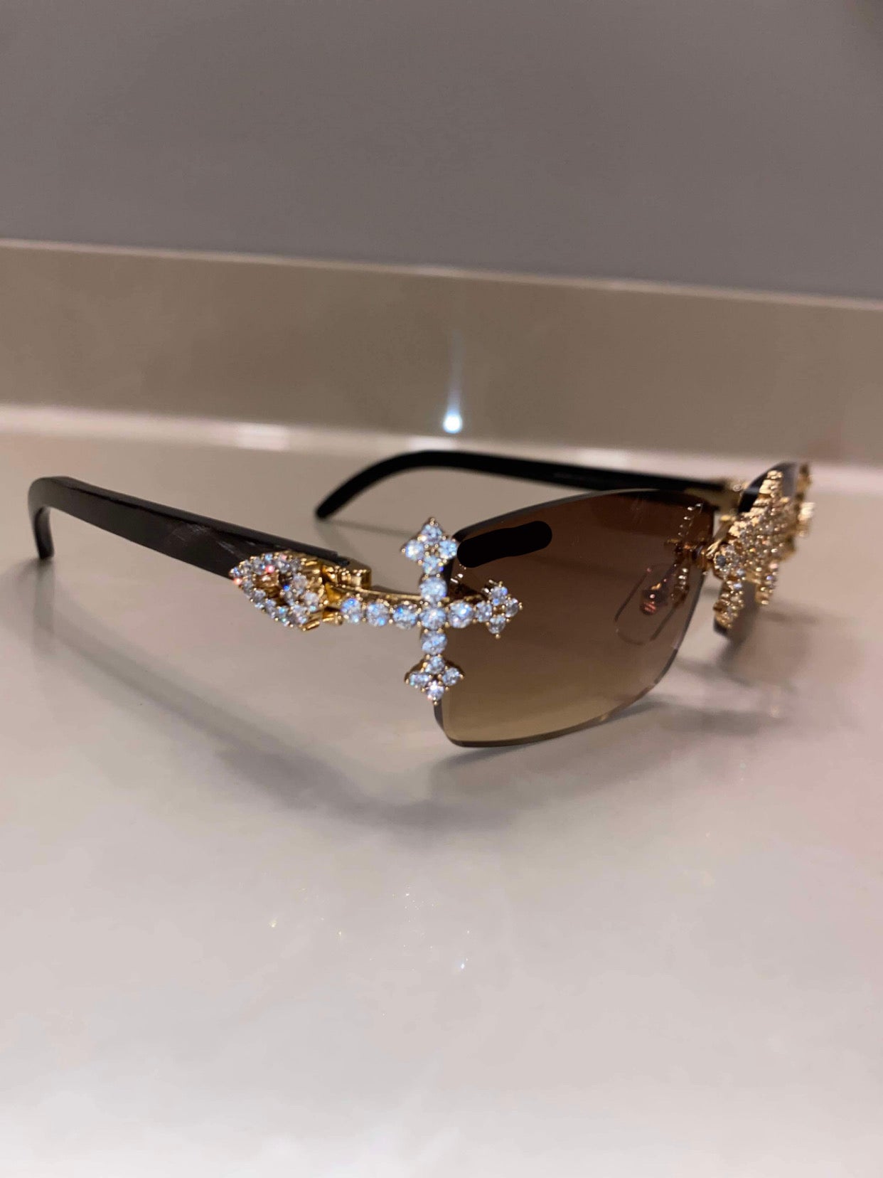 Iced out Cross glasses – KJFrames